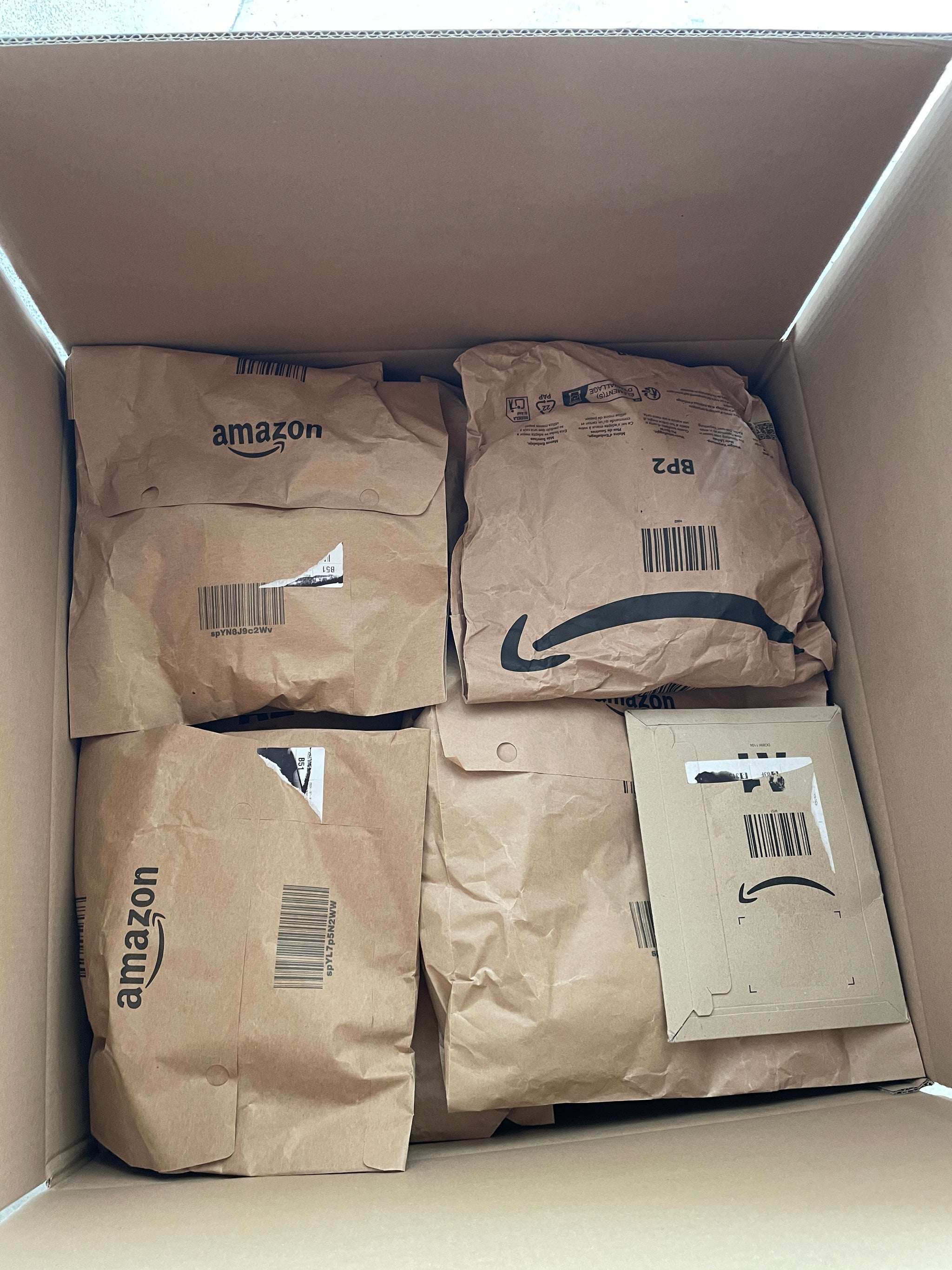 RetourenHero - Der Großhändler für Amazonretouren